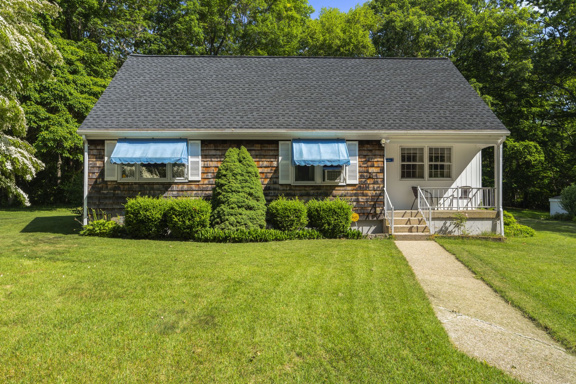 8 Nelson Dr, East Lyme, CT - 8 Nelson Drive , East Lyme CT